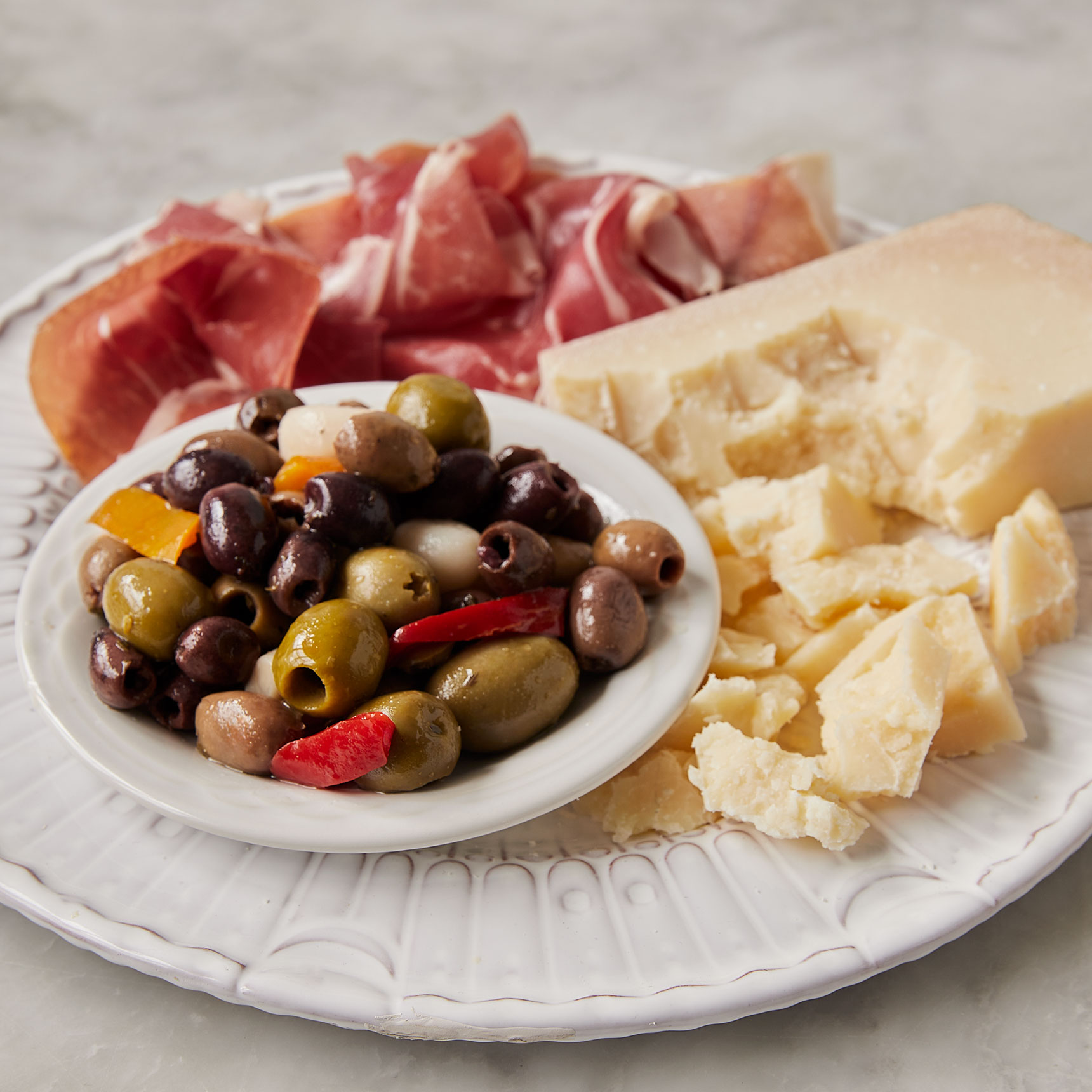 Italian Olive Mix Pitted – a marinated blend of pitted olives | Murray ...