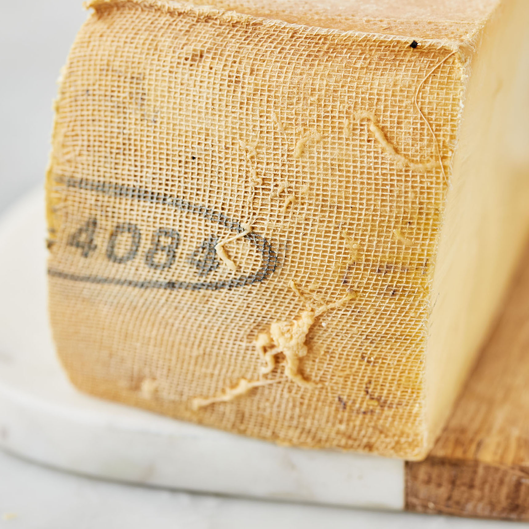 Murray’s Cave Aged Vacherin Fribourgeois Extra – nutty, firm | Murray's ...