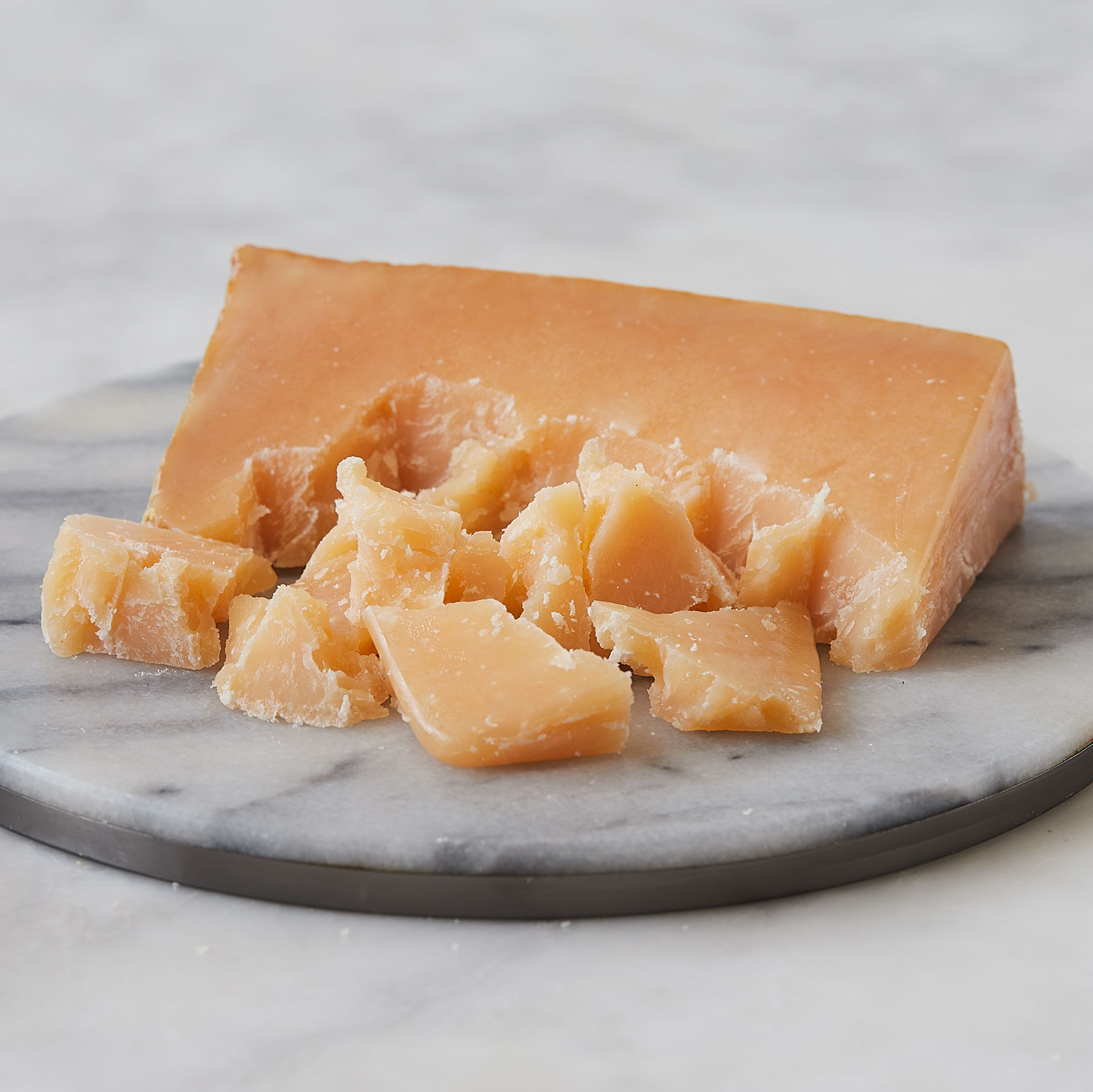 Beecher’s Handmade Cheese Sheep Sheep Truckle – clothbound | Murray's ...