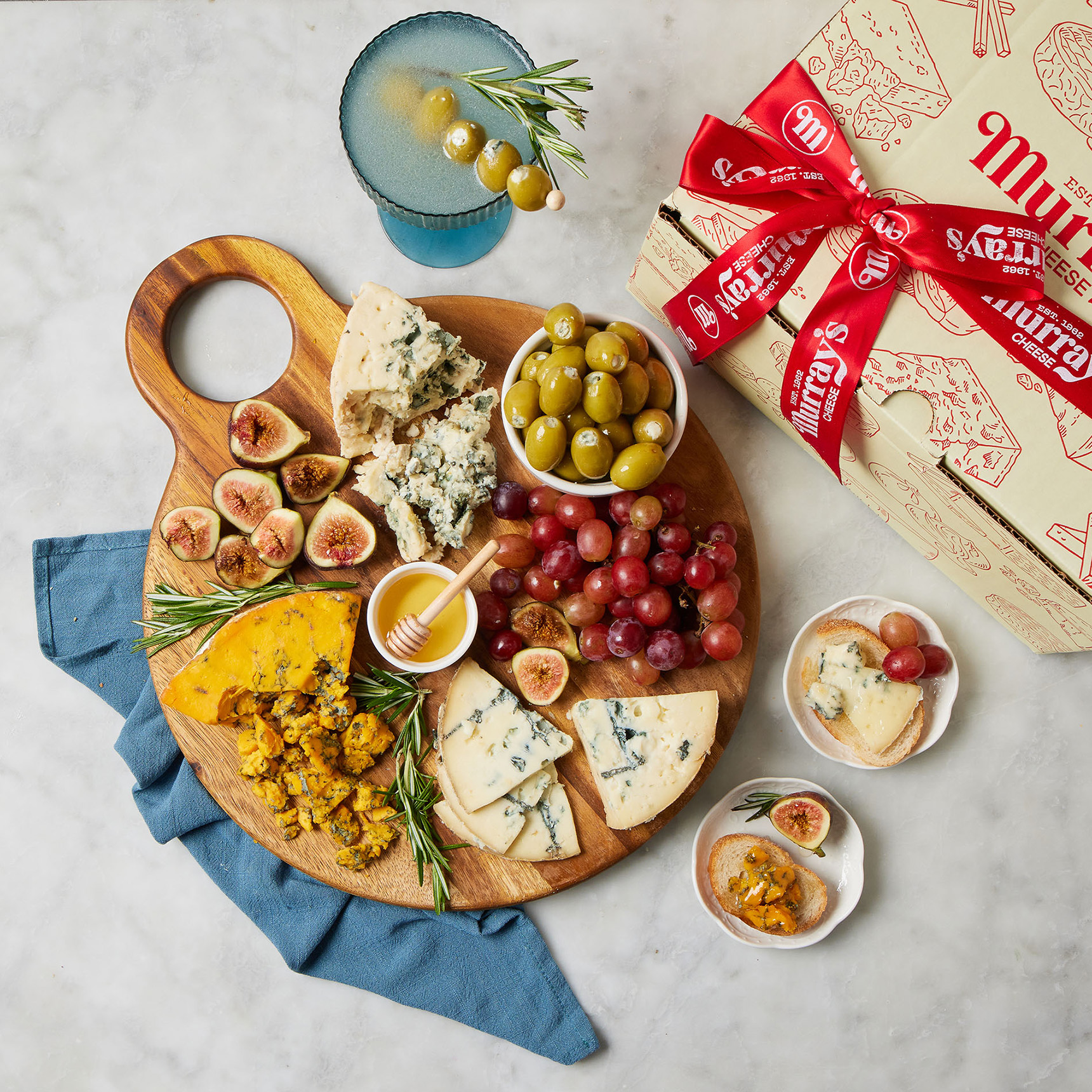 Blue Cheese Lover’s Collection – a gift box of bold cheeses | Murray's ...