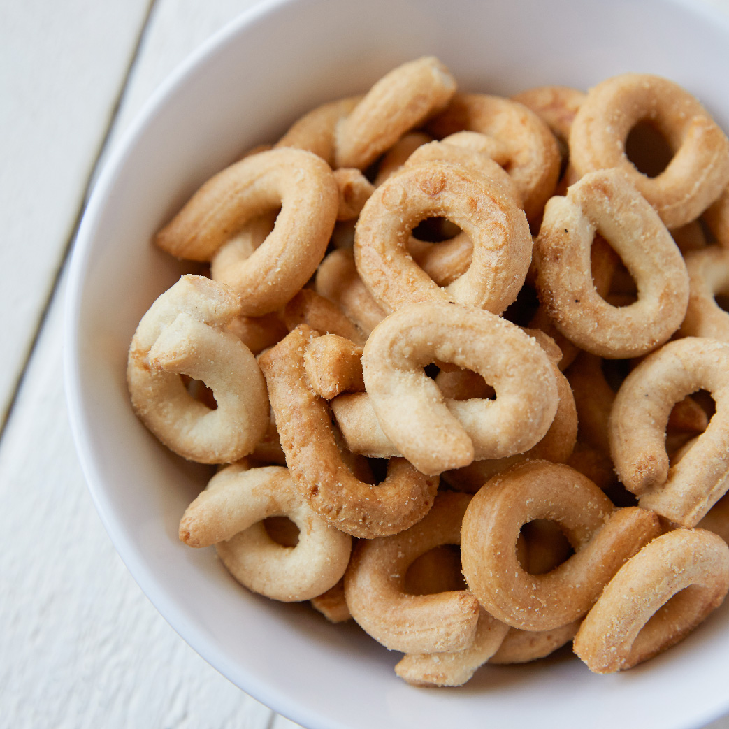 Mitica® Taralli Classic – a crispy, buttery Italian cracker | Murray's ...