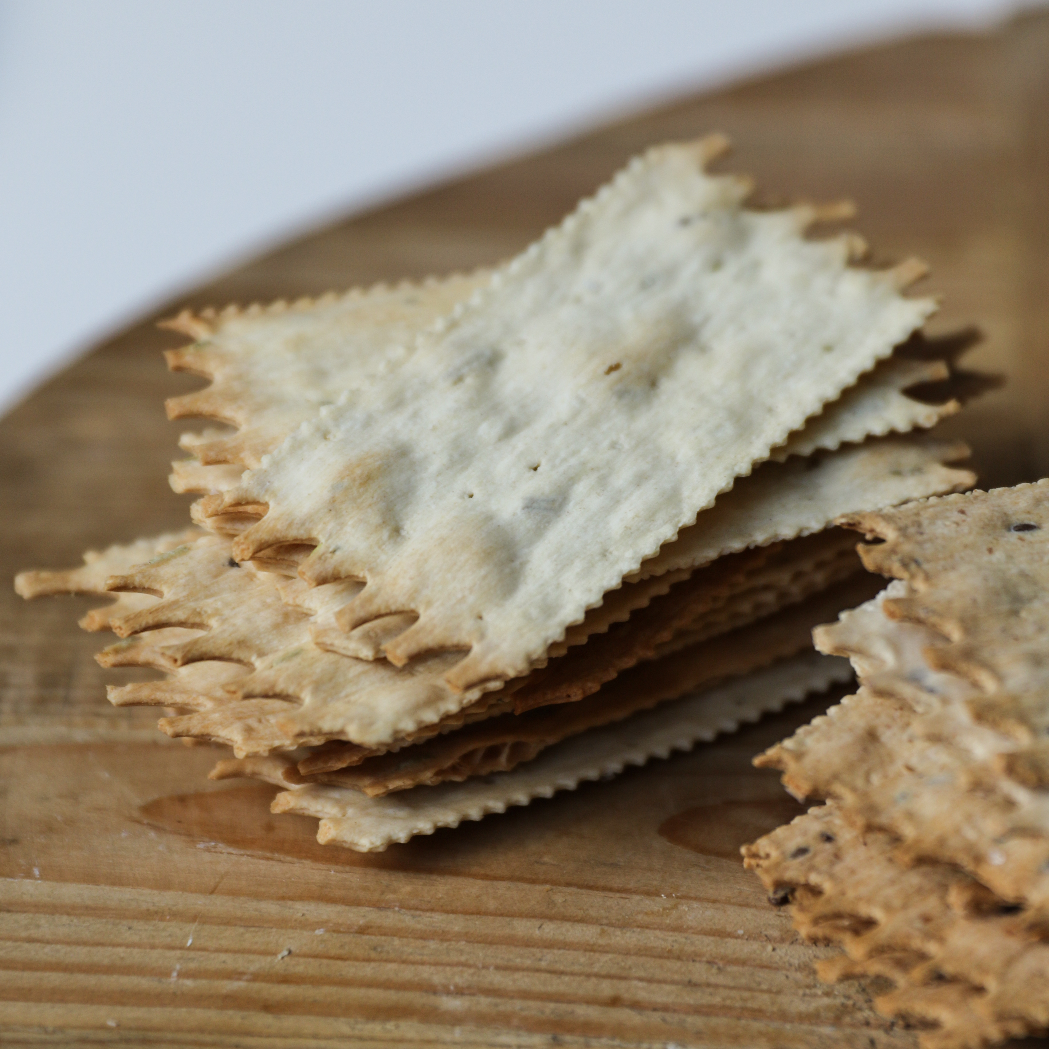 La Panzanella Mini Croccatini - a crispy Italian flatbread cracker ...