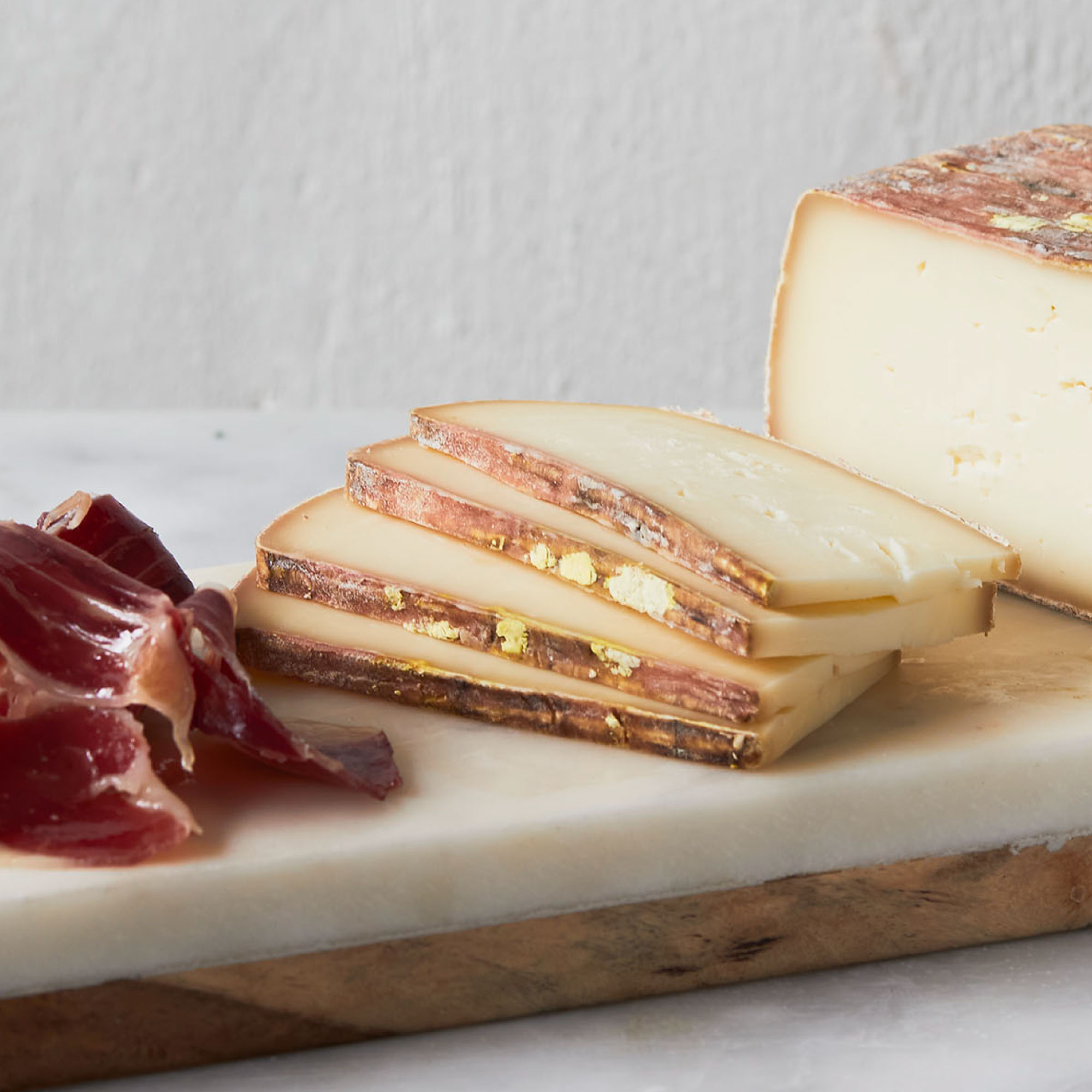 Quattro Portoni Quadrello - a creamy and pungent Italian buffalo milk ...