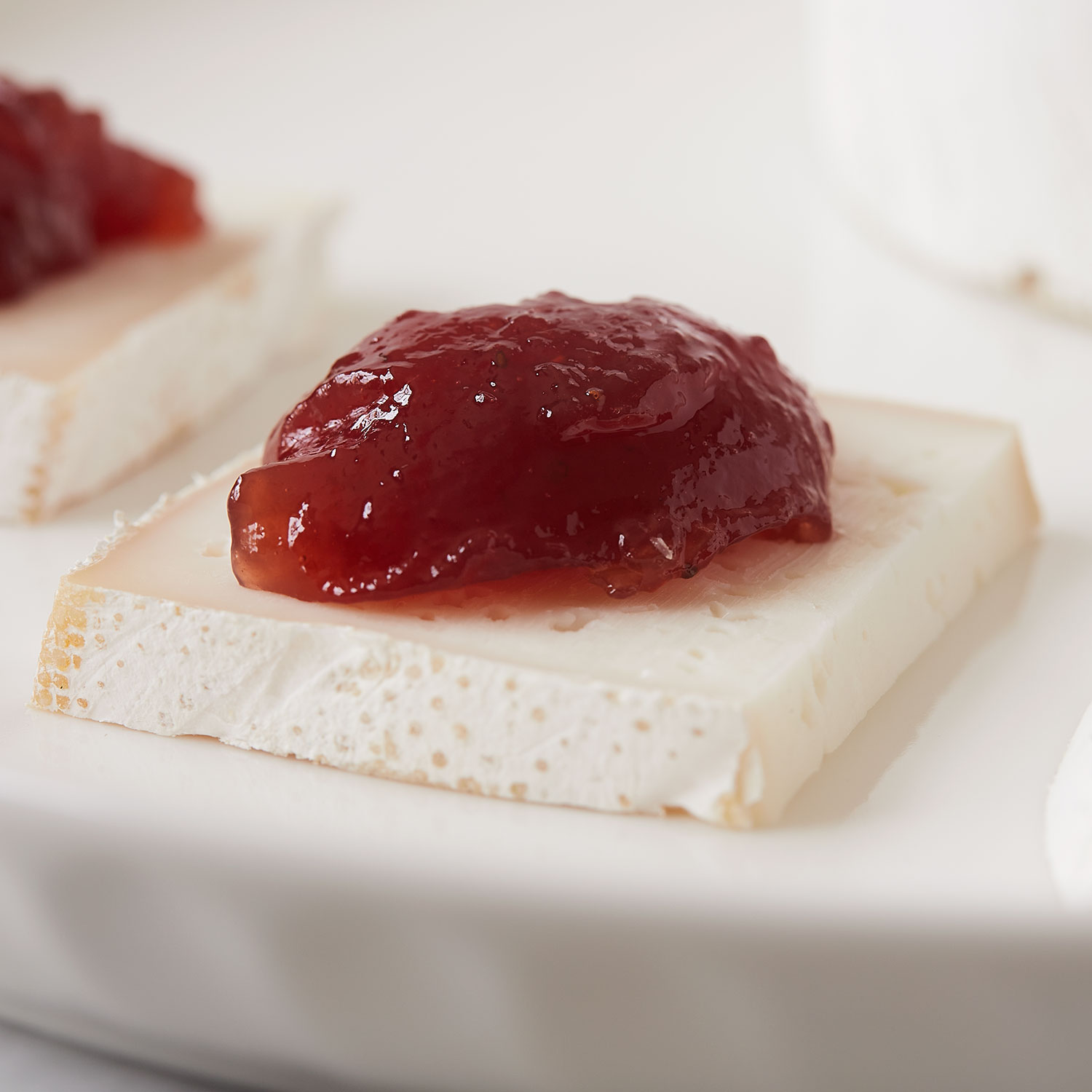 Mitica® Nieve de Cabra – mild Spanish goat’s milk cheese | Murray's Cheese