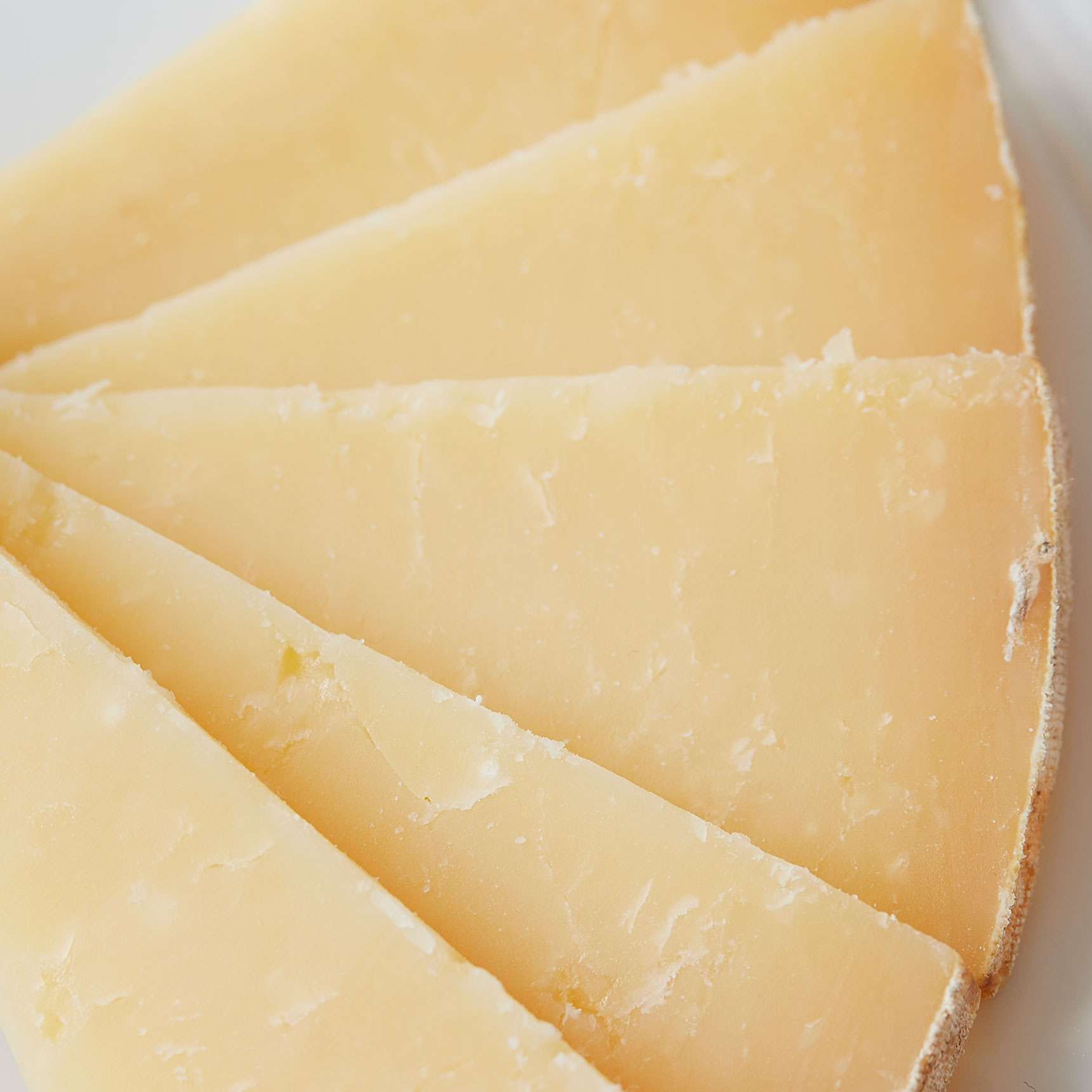 Beecher’s Handmade Cheese Flagship Reserve – clothbound | Murray's Cheese