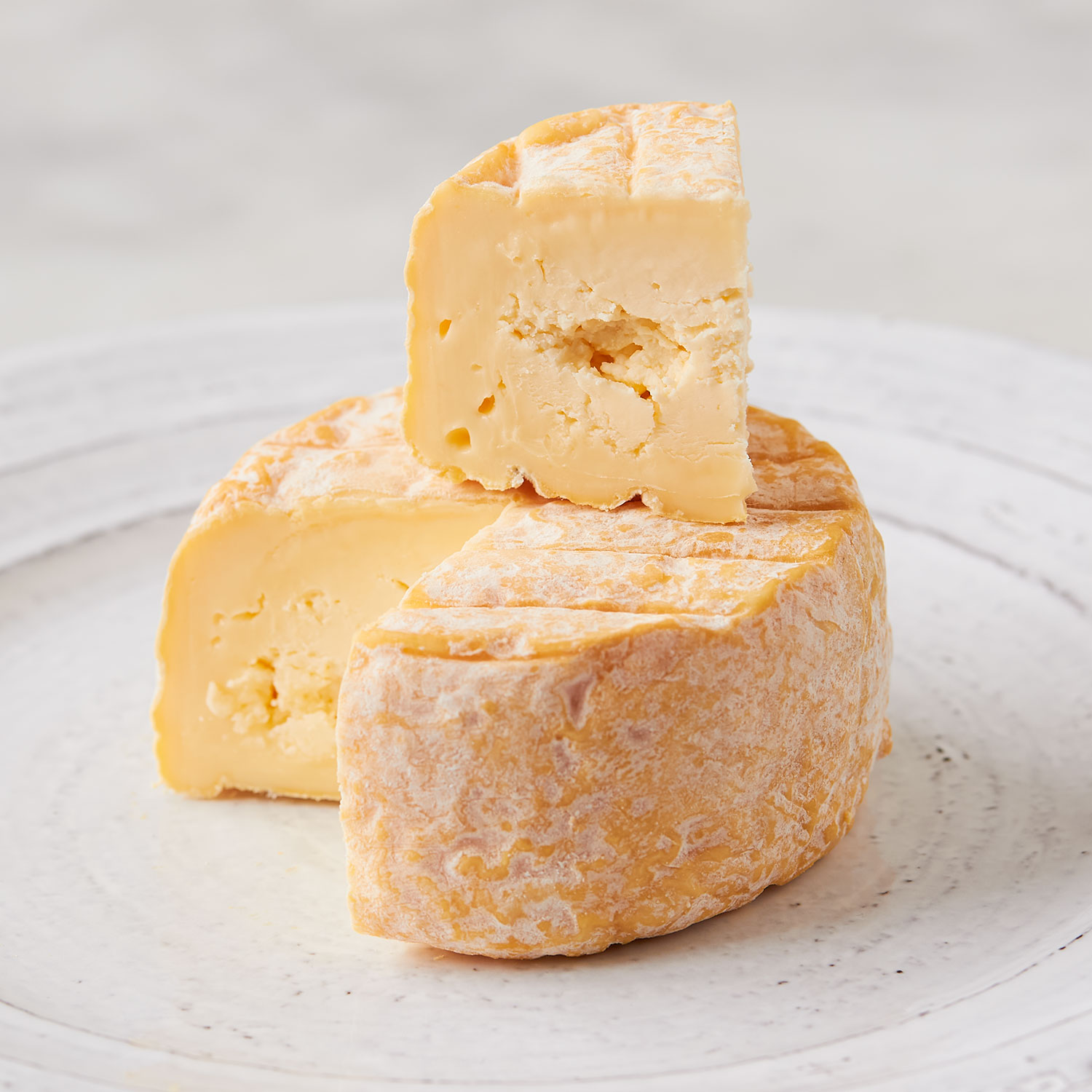 Perrystead Dairy Moonrise – a funky, silky washed rind cheese | Murray ...