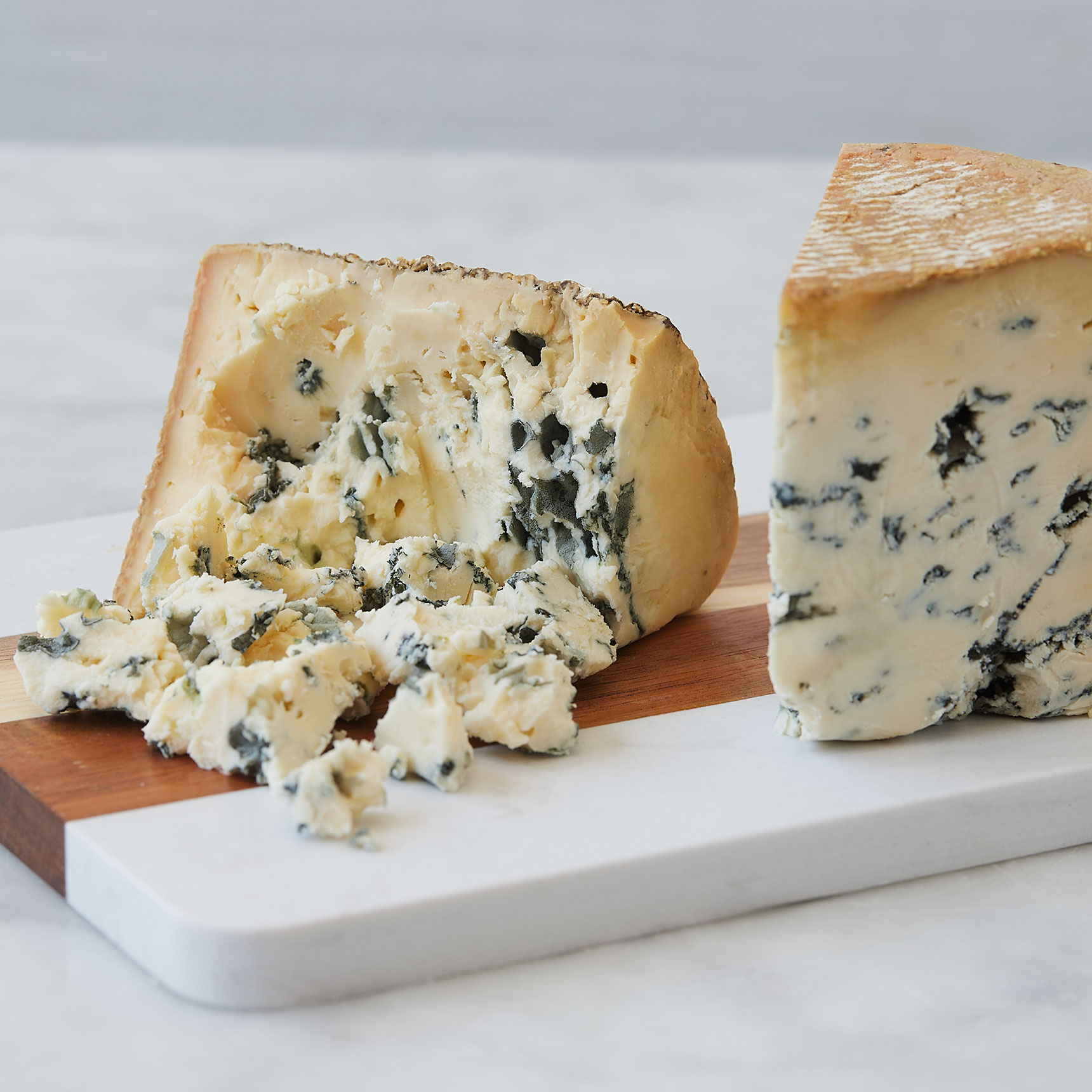 Jasper Hill Farm Bayley Hazen Blue — a complex blue cheese | Murray's ...
