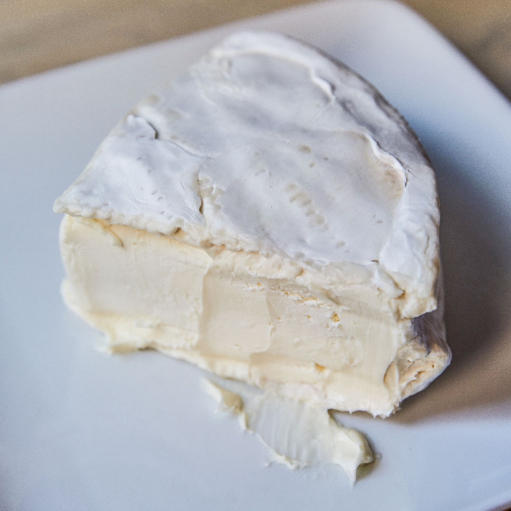 Crémeux De Bourgogne – a decadent triple-crème cheese | Murray's Cheese