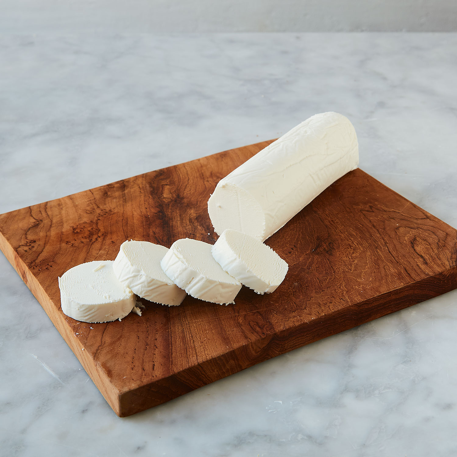 Vermont Creamery Large Goat Log – a tangy, creamy goat cheese | Murray ...