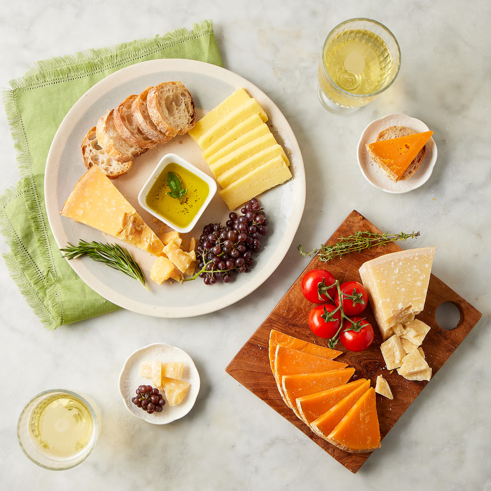 Better With Age Cheese Sampler – an extra-aged cheese gift box | Murray ...