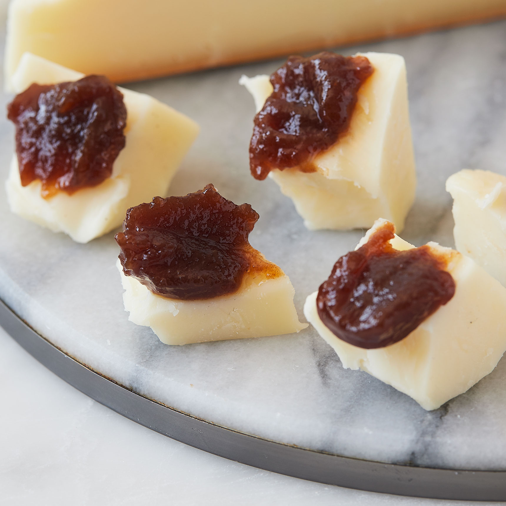 Marieke Aged Gouda – a sweet, nutty semi-firm cheese | Murray's Cheese