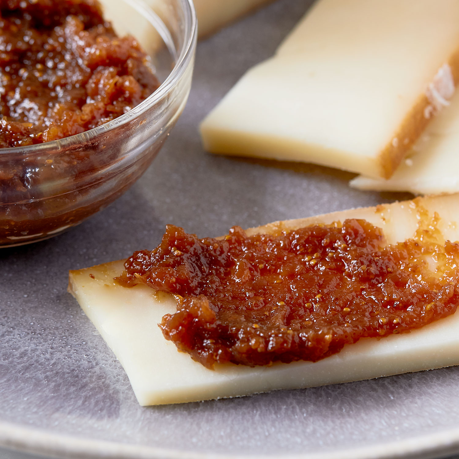 Idiazábal - a nutty, smoky Basque sheep’s milk cheese | Murray's Cheese